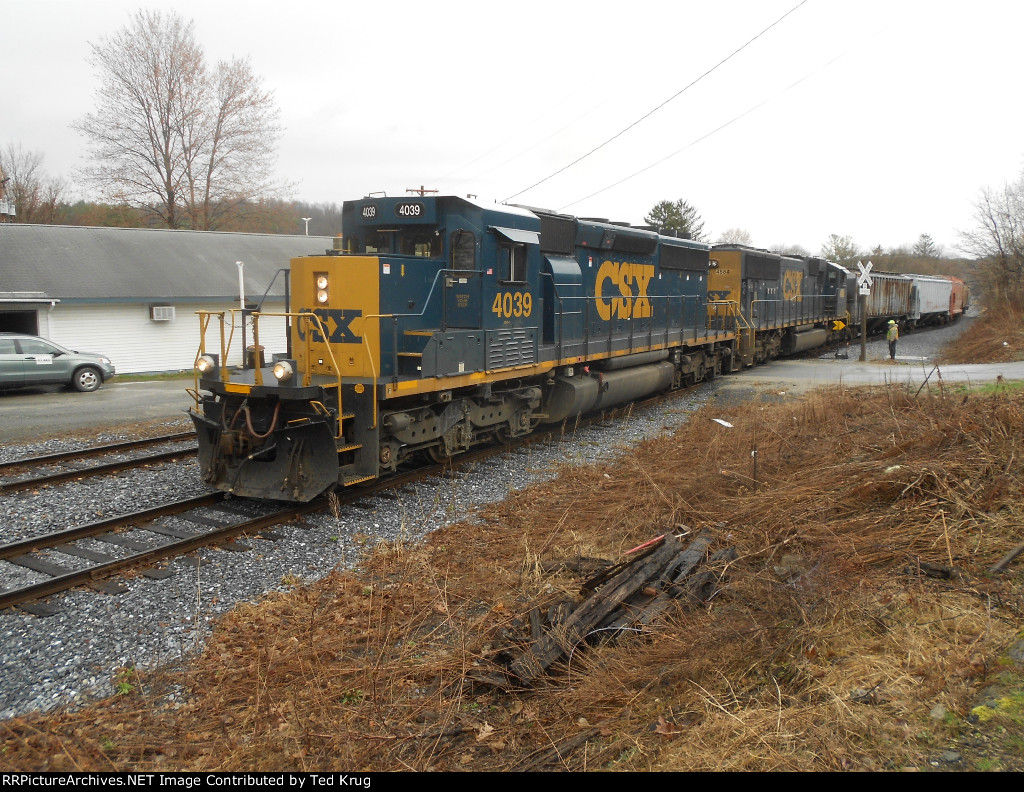 CSX 4039 & 4584